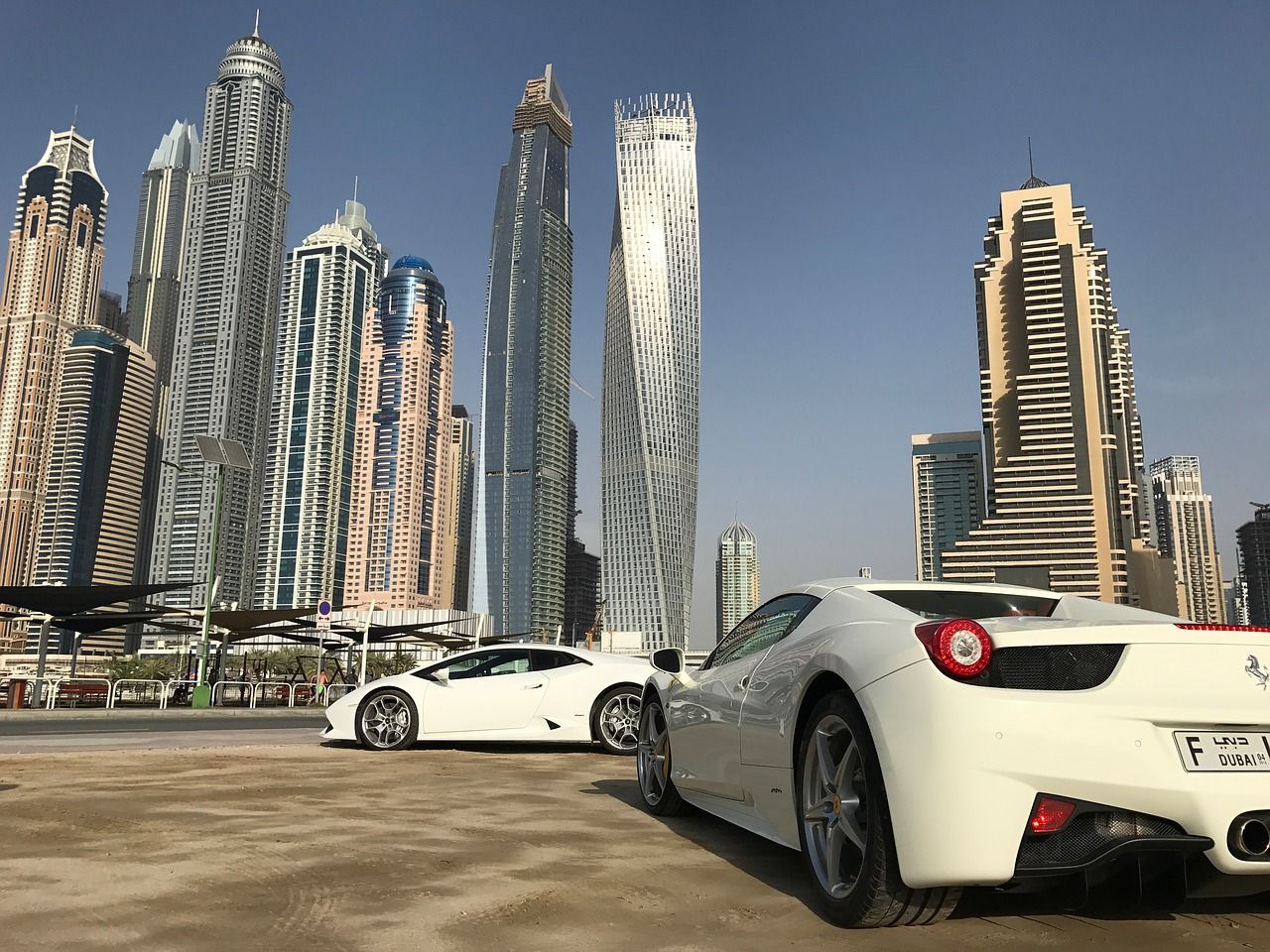 Atracții în Dubai pentru fanii automobilelor – ghid | Two Continents