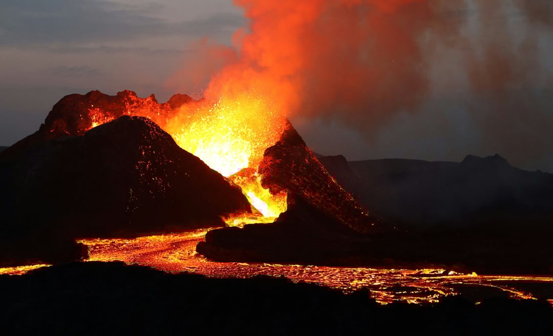 Hayli Gubbi volcano in Ethiopia erupted for the first time in history ...