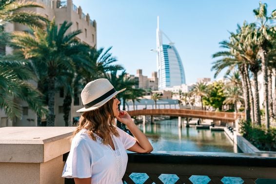 Two Continents | Ile trwa lot do Dubaju z Polski? Sprawdź długość podróży | Two Continents Blog