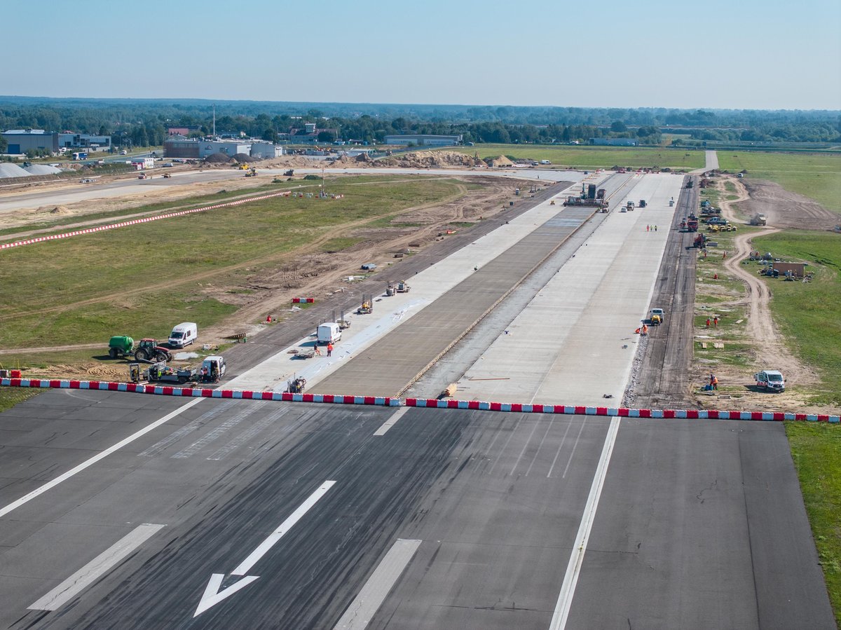 The final stage of the reconstruction of a 700-meter section of the ...