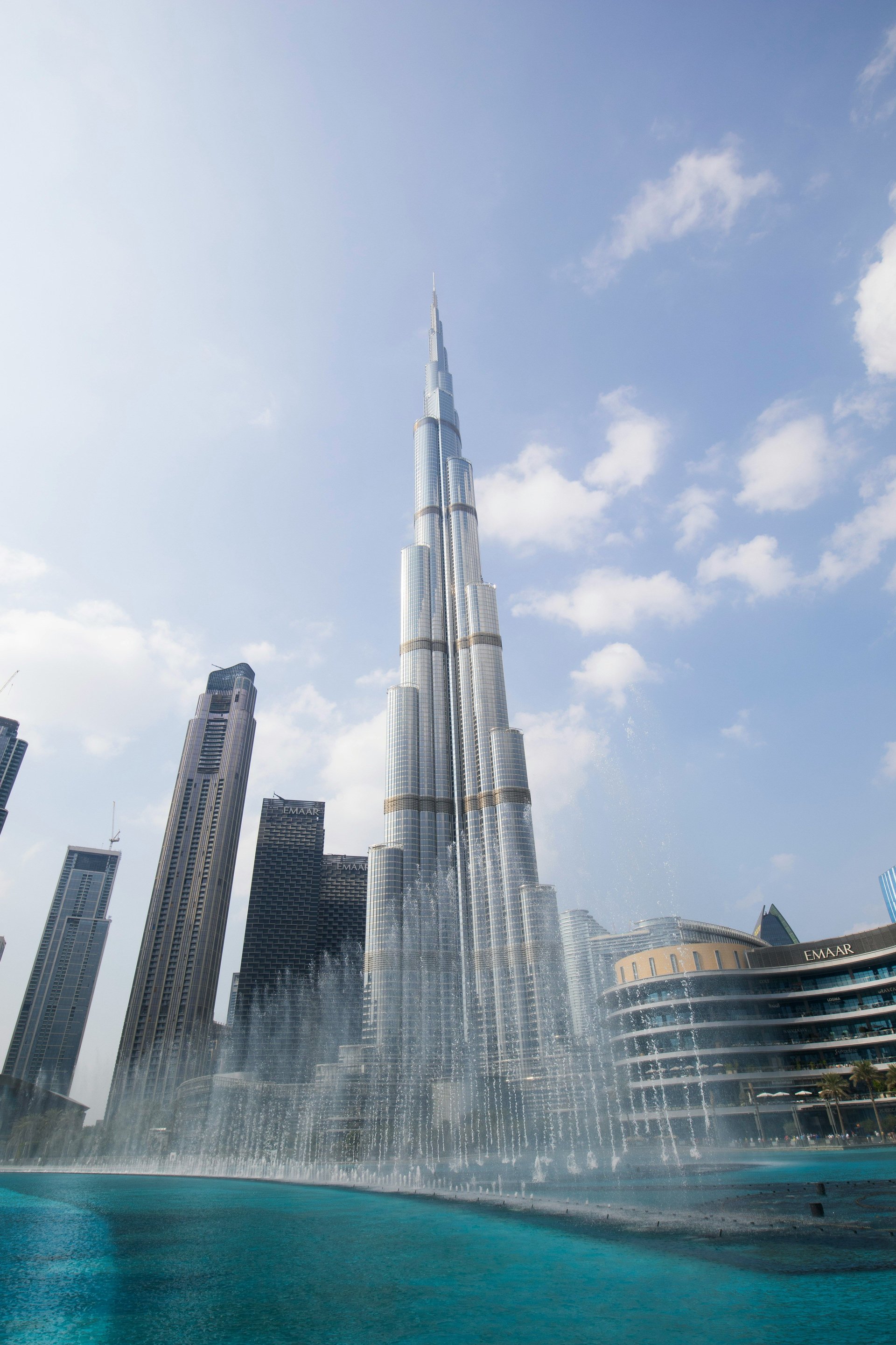 Burj Khalifa 124&125 piętro w Dubaju – Zarezerwuj Online | Two Continents