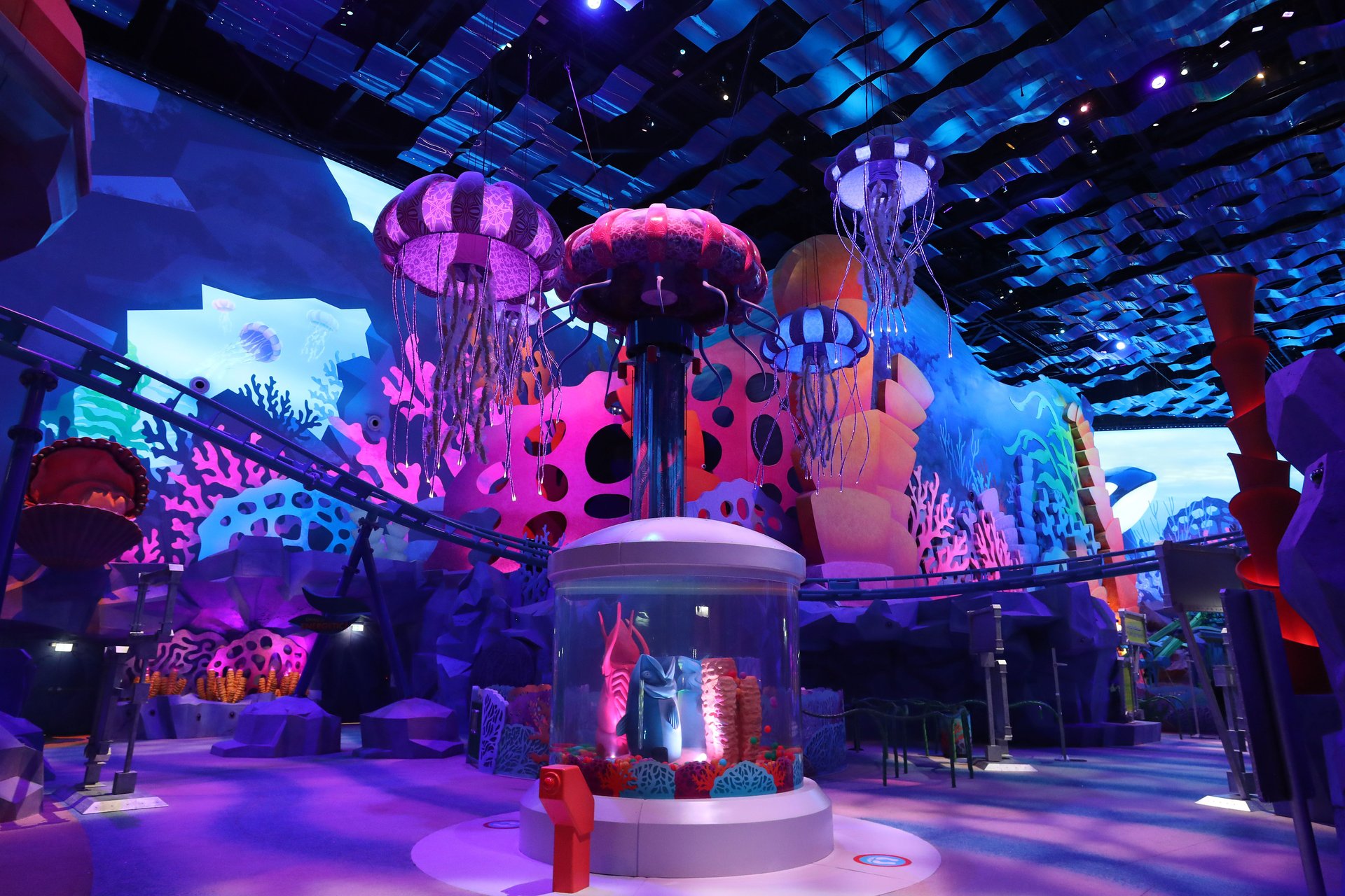 SeaWorld Yas Island in Dubai – Book Online | Two Continents