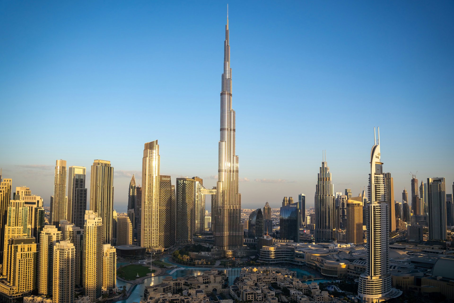 Ile kosztuje nieruchomość w Burj Khalifa? | Two Continents