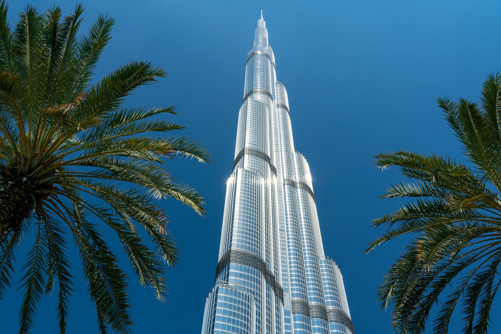 Poznaj Burj Khalifa, czyli najwyższy budynek na świecie | Two Continents
