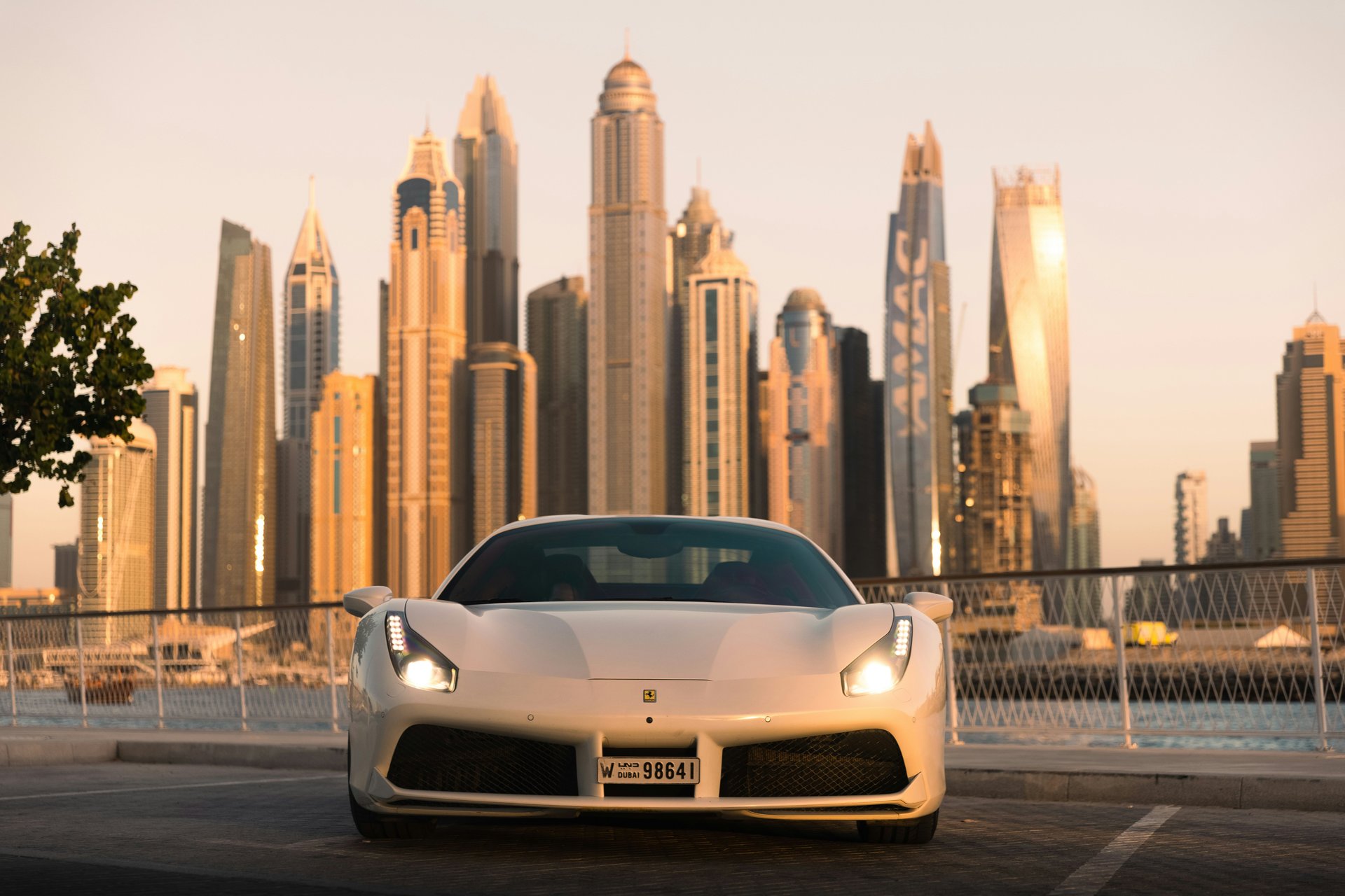 What does the Dubai flag look like and what do its colours mean? | Two ...