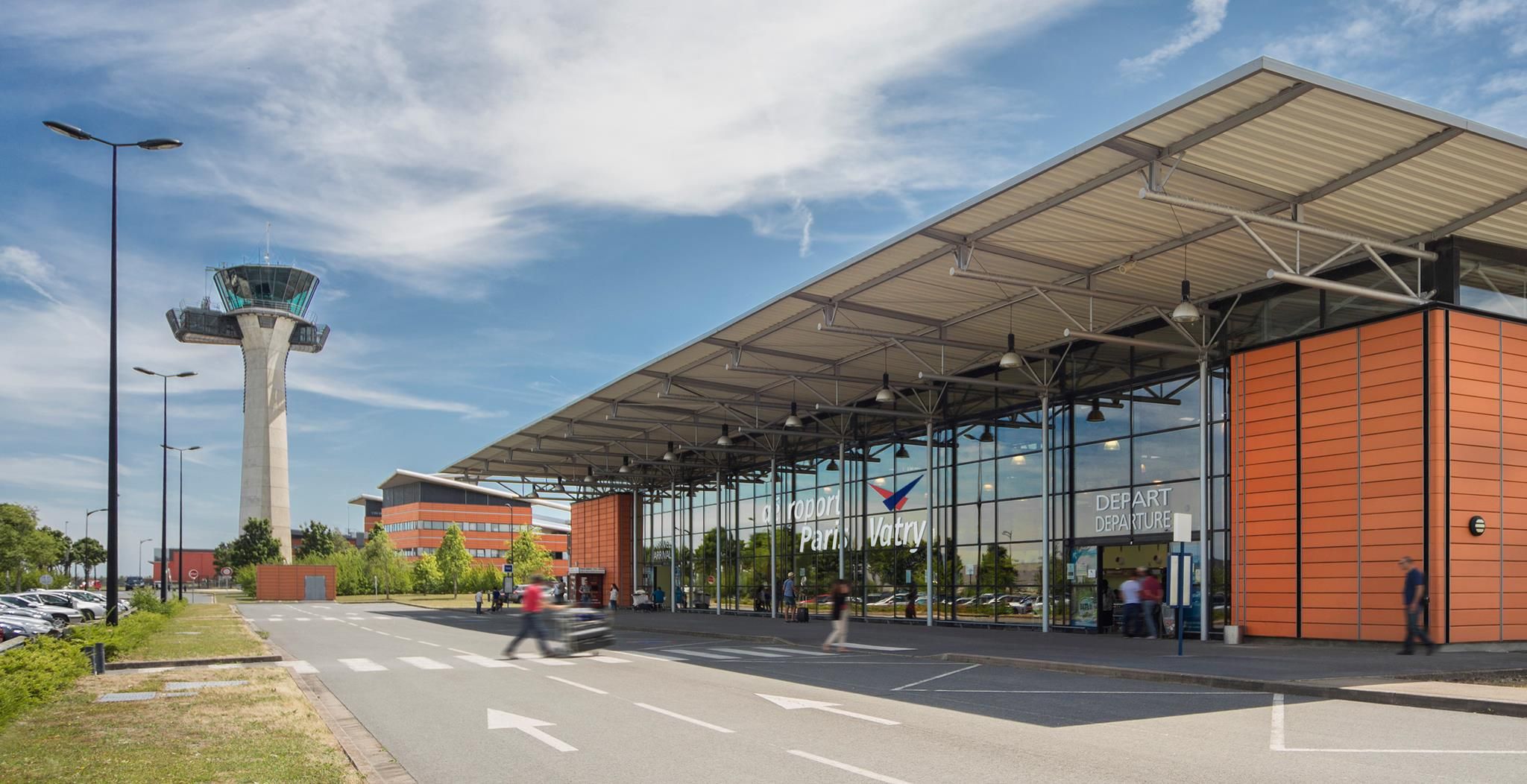 Ryanair has left Paris-Vatry Airport | Two Continents