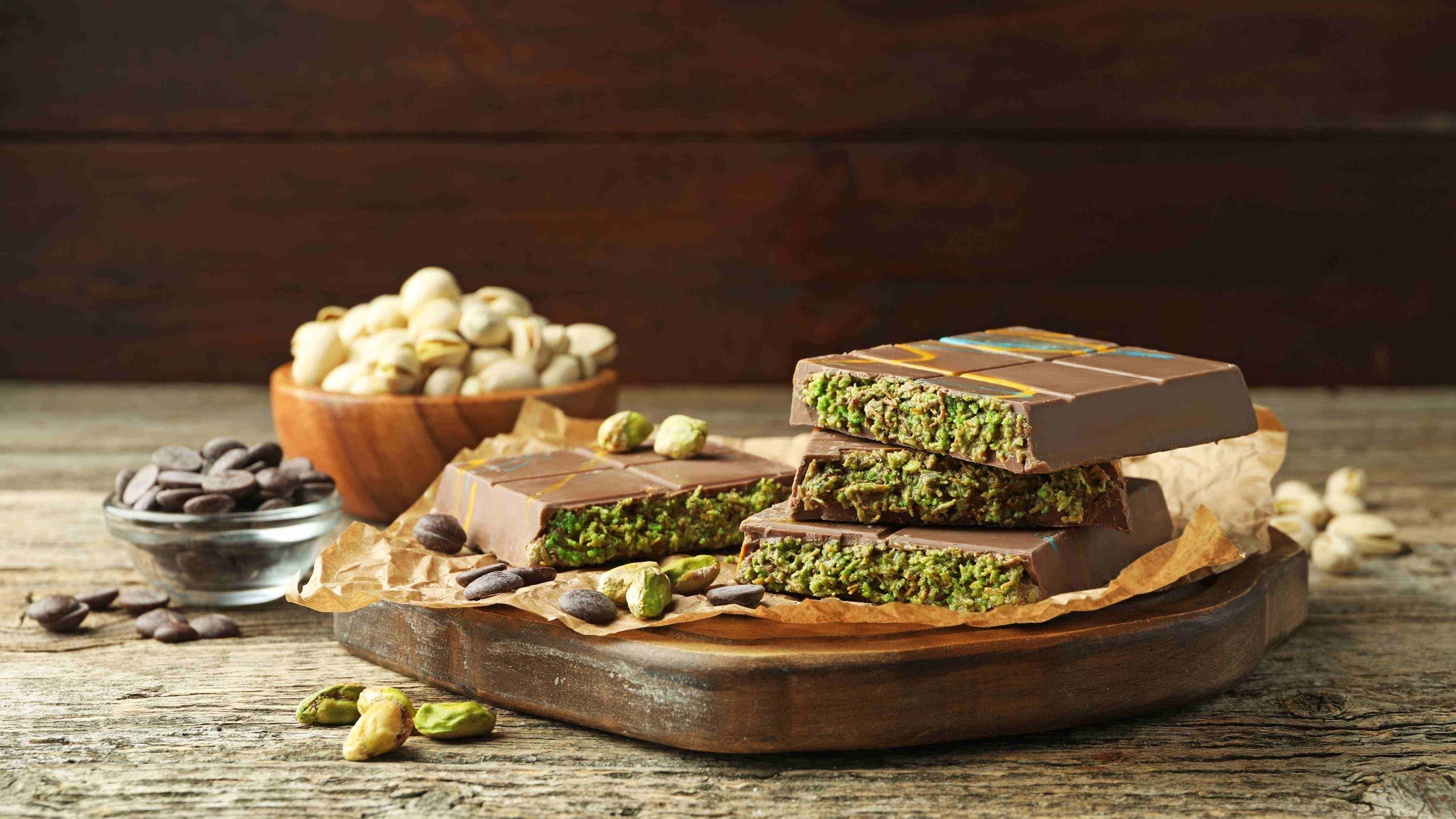 De ce este ciocolata din Dubai atât de scumpă? | Two Continents